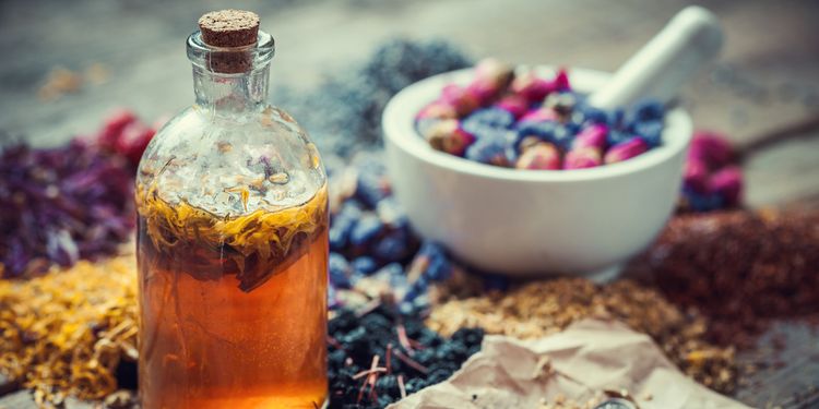 What Exactly Are Herbal Tinctures And How Do You Make Them? - Healthdish